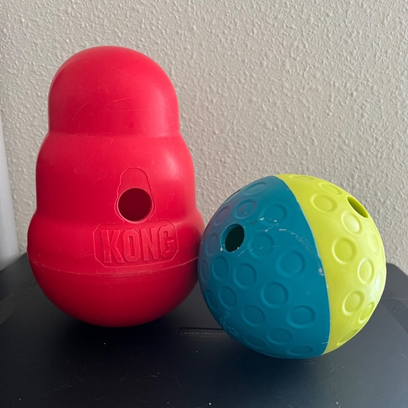 Kong | Dog | Large Kong Wobbler Outward Hound Treat Tumble | Poshmark